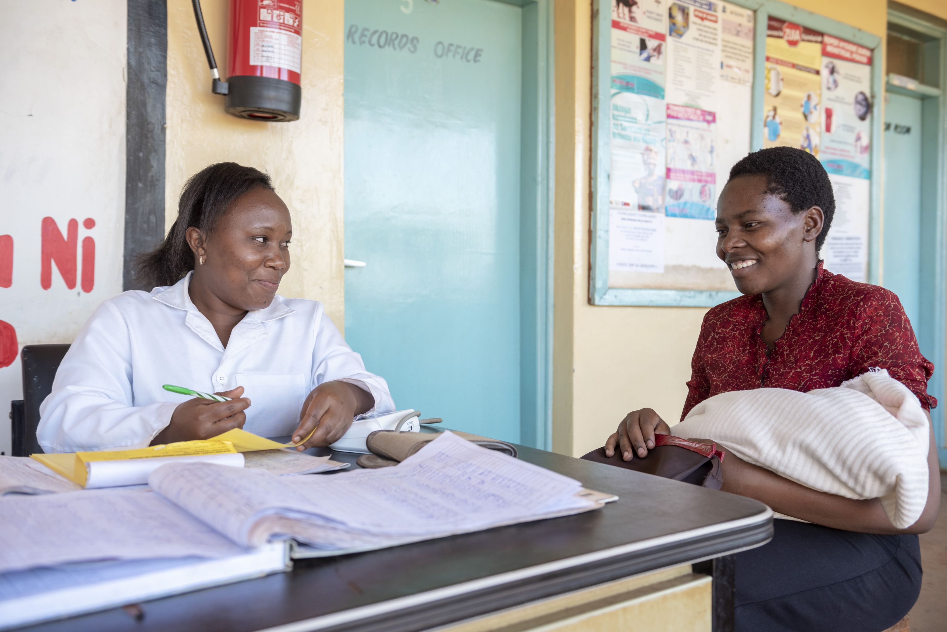 Samenwerking met Philips verlengd | Amref Health Africa